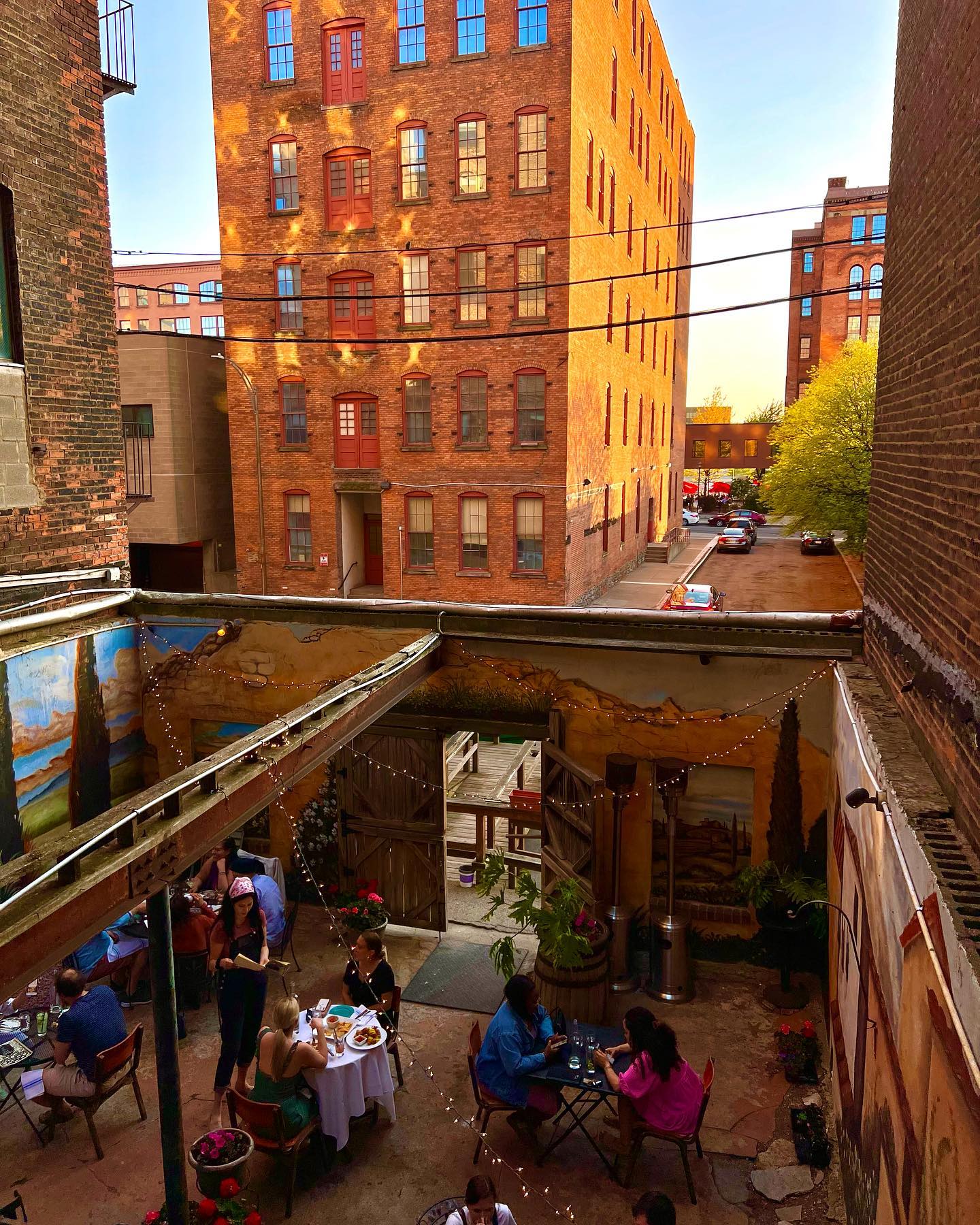 Restaurant & Bar in Rochester, NY | Tapas 177